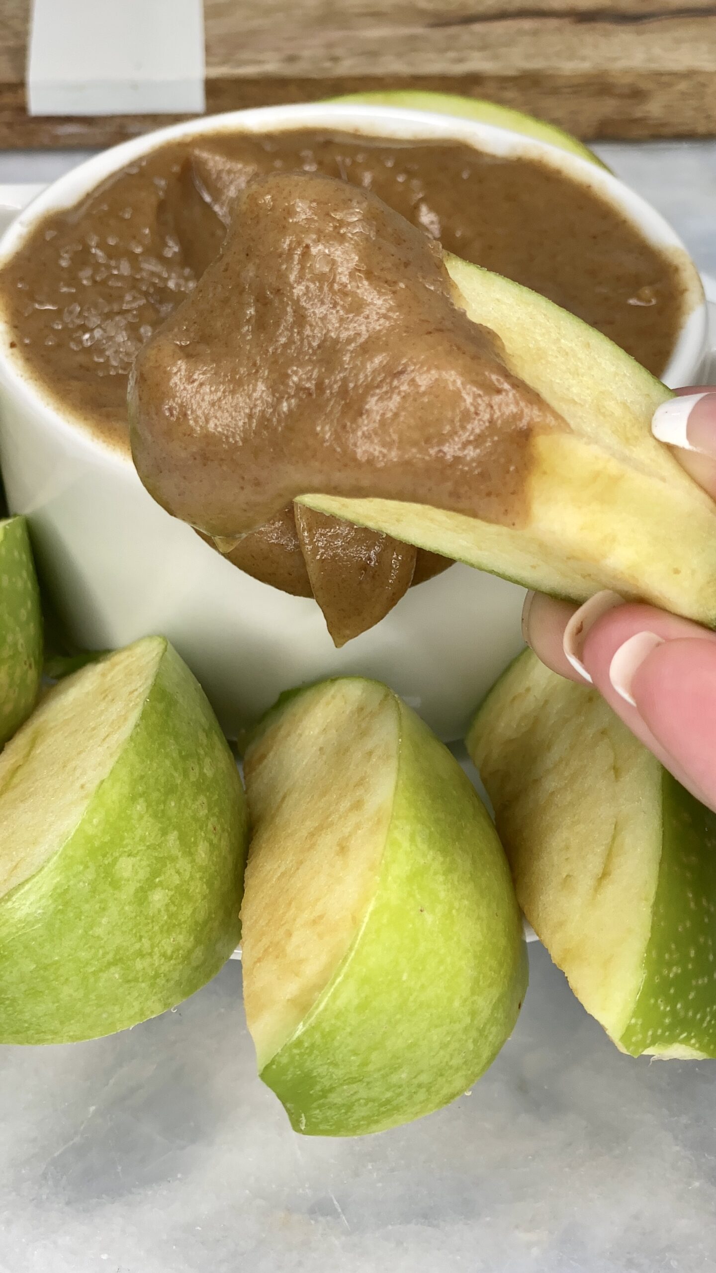 Healthy Date Caramel Dip